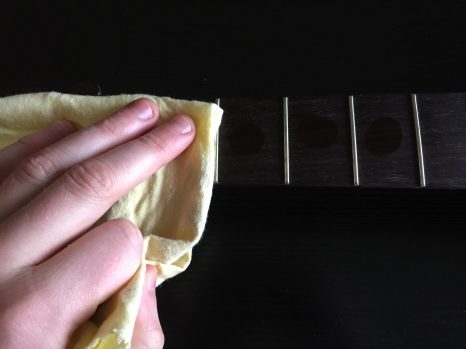 Stringing a Guitar: Complete How-To Guide (Acoustic Edition)
